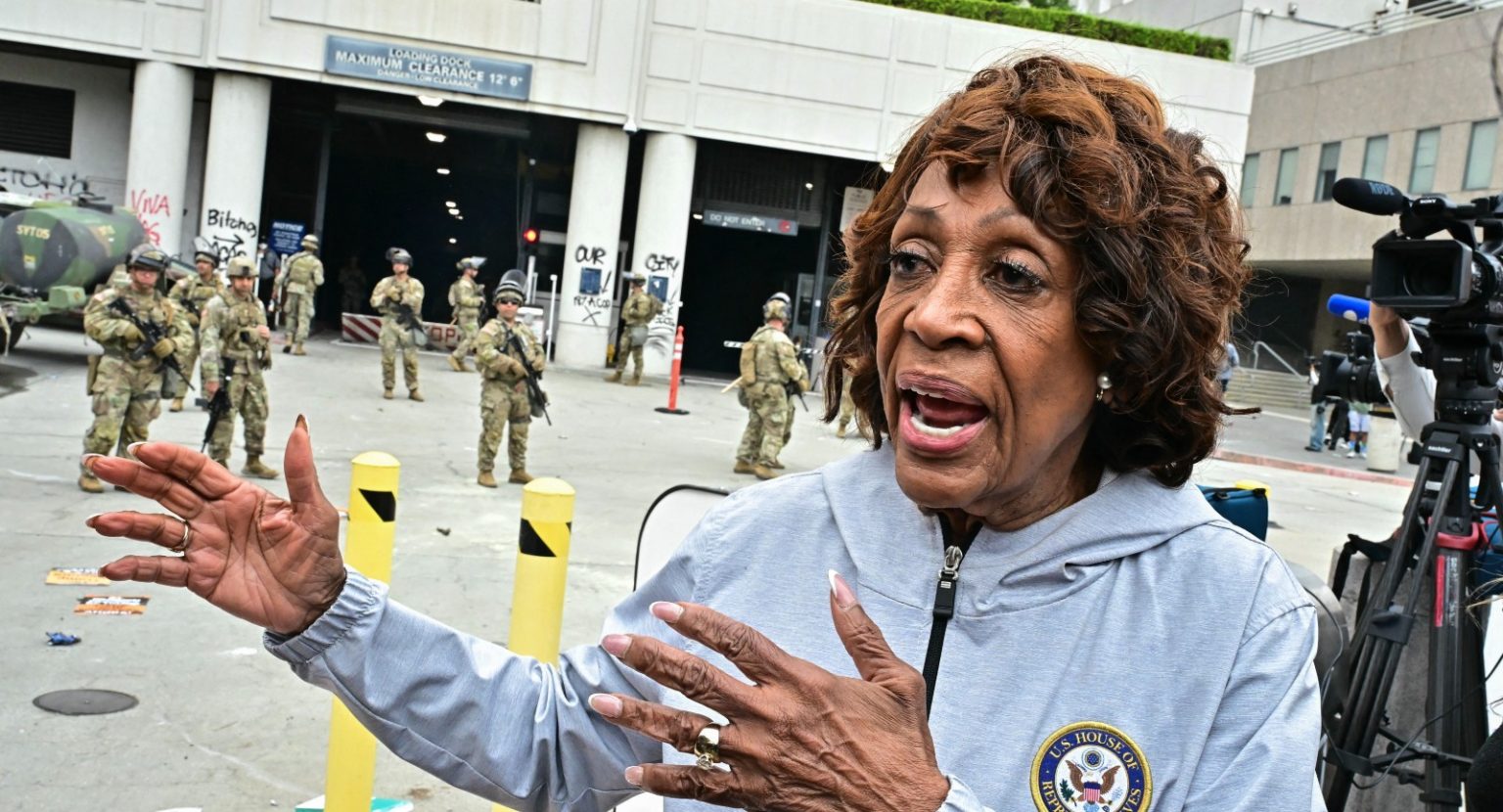 Maxine Waters Harasses ICE Agents: ‘Are You Going To Shoot An Elected ...